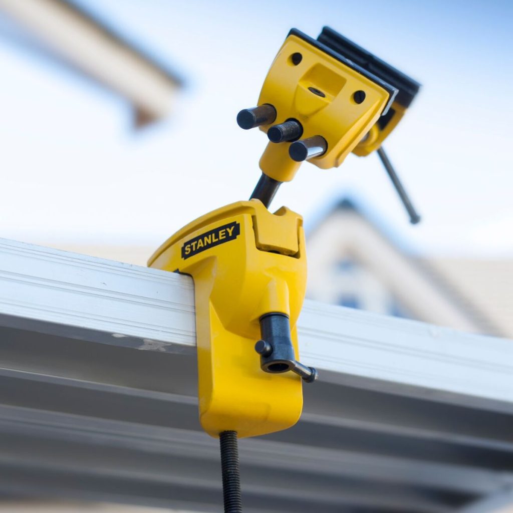 Многофункционално менгеме STANLEY 1-83-069, 70 мм